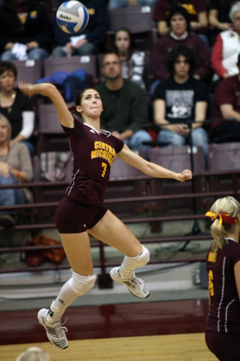 Your Chips: Liesel Toth - Grand Central Magazine | Your Campus. Your Story.