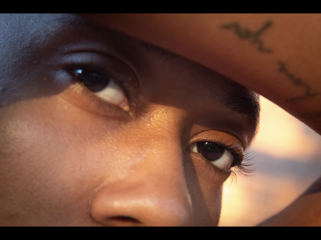 The incredible and unconventional Dr. Pol - Grand Central Magazine ...